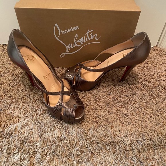 Christian Louboutin | Shoes | Christian Louboutin Scissor Girl Heels ...